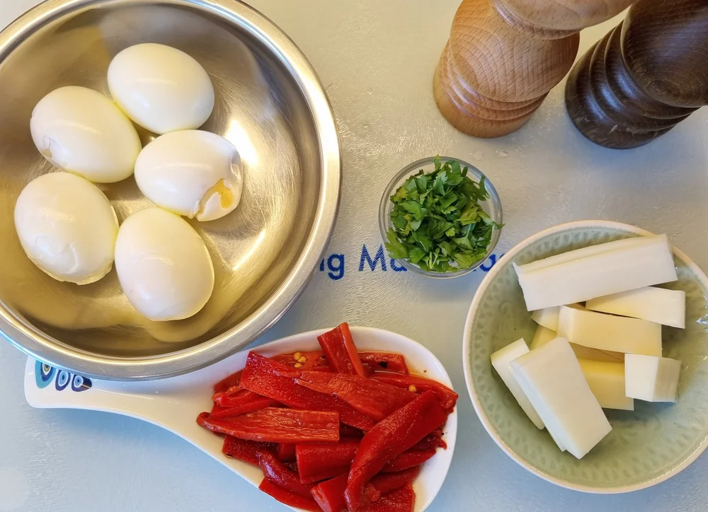 Greek Meatloaf aka Rolo with Eggs and Sweet Peppers — Greek Cooking ...