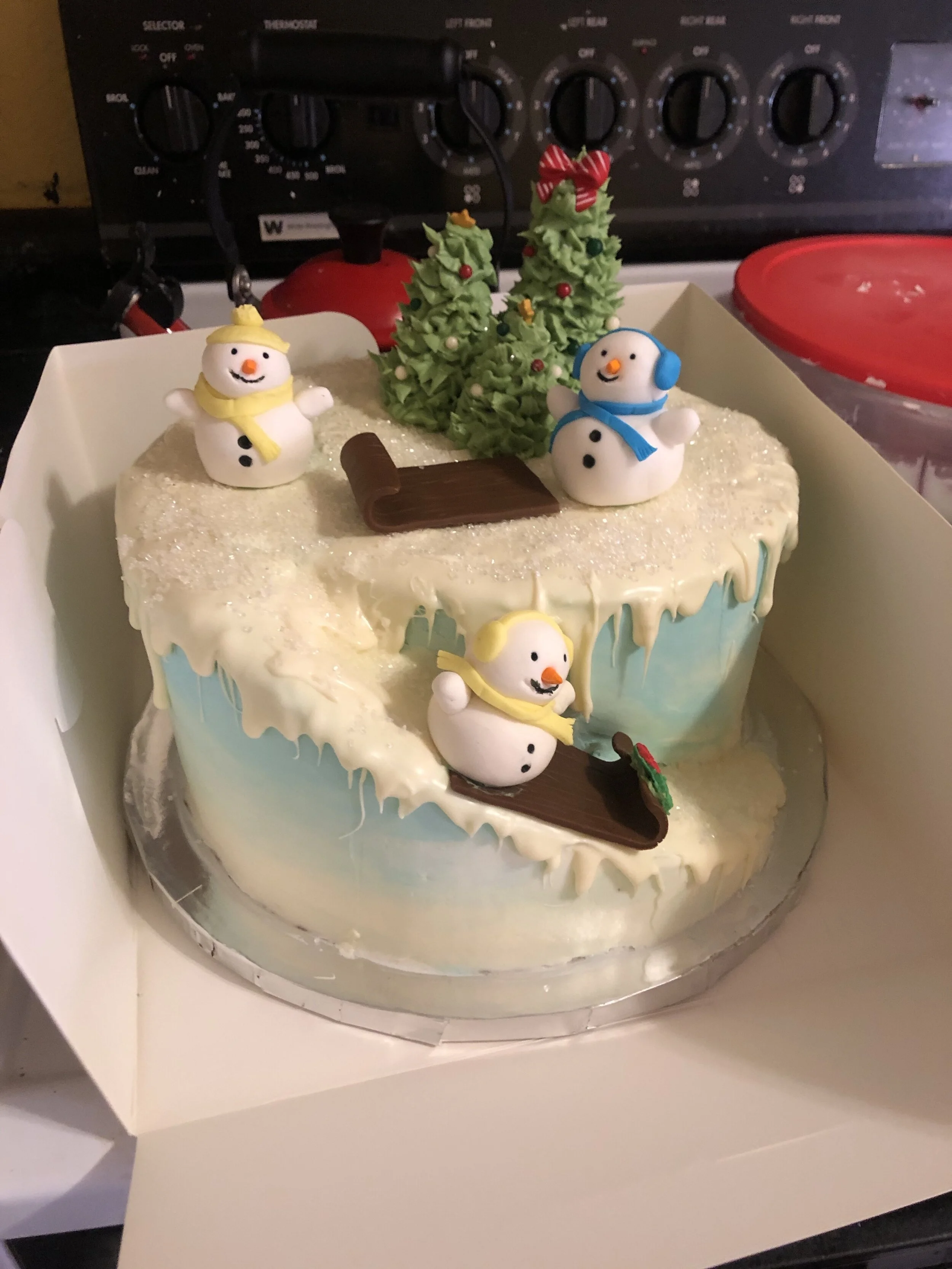 Cakes — Esquire Custom Cakes