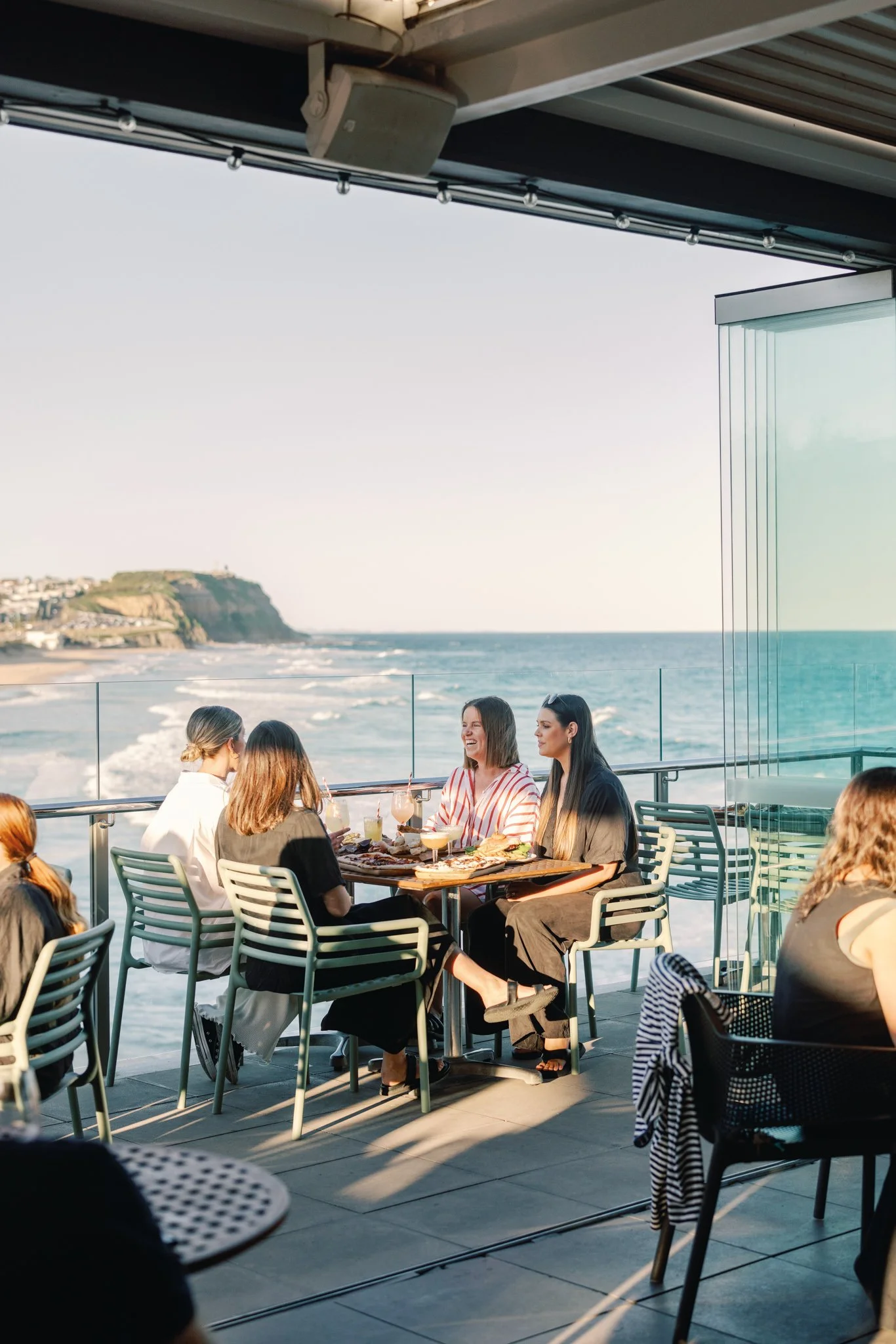 Bar — Merewether Surfhouse