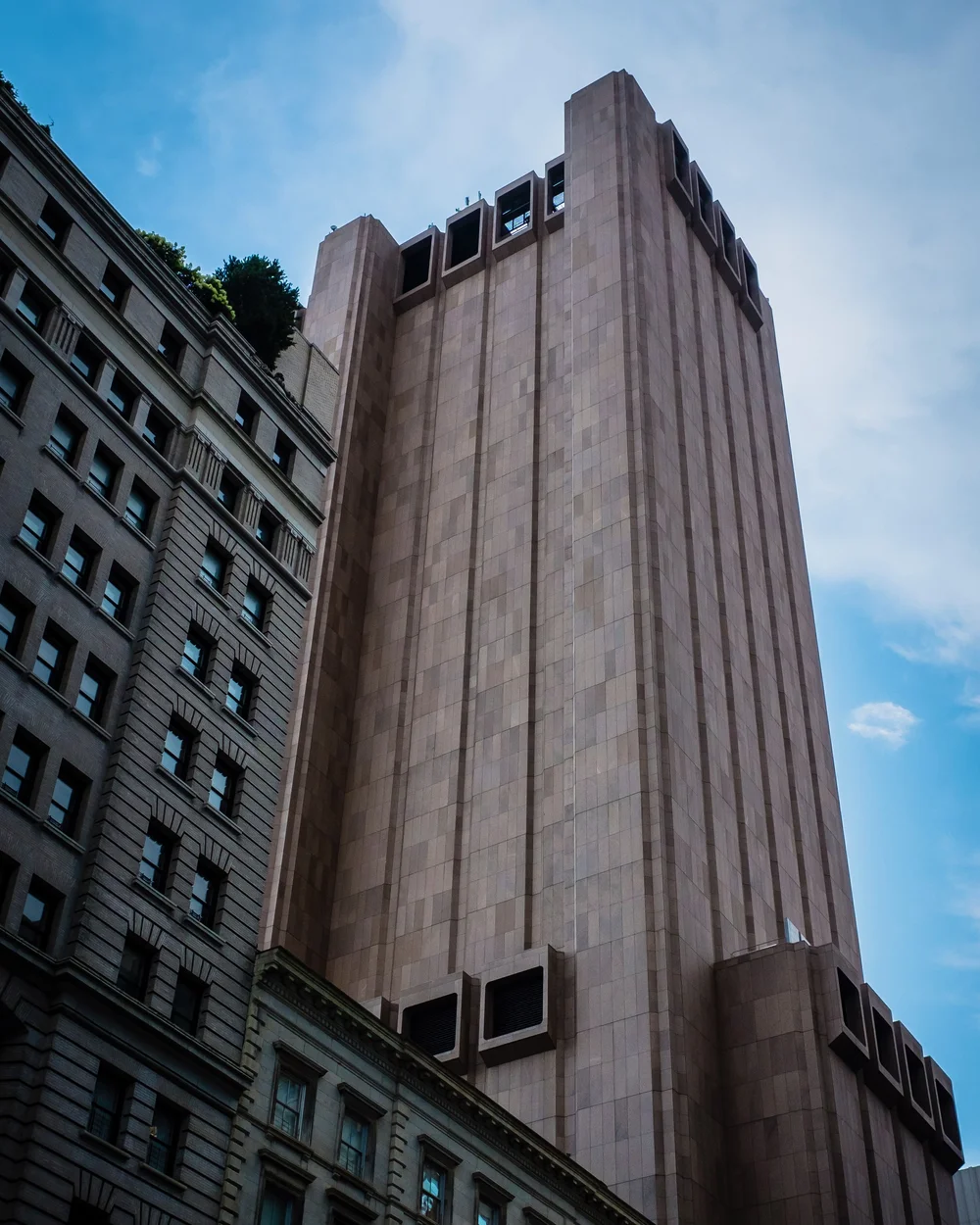 33 Thomas Street: New York's Brutalist Enigma — DON'T BE A TOURIST