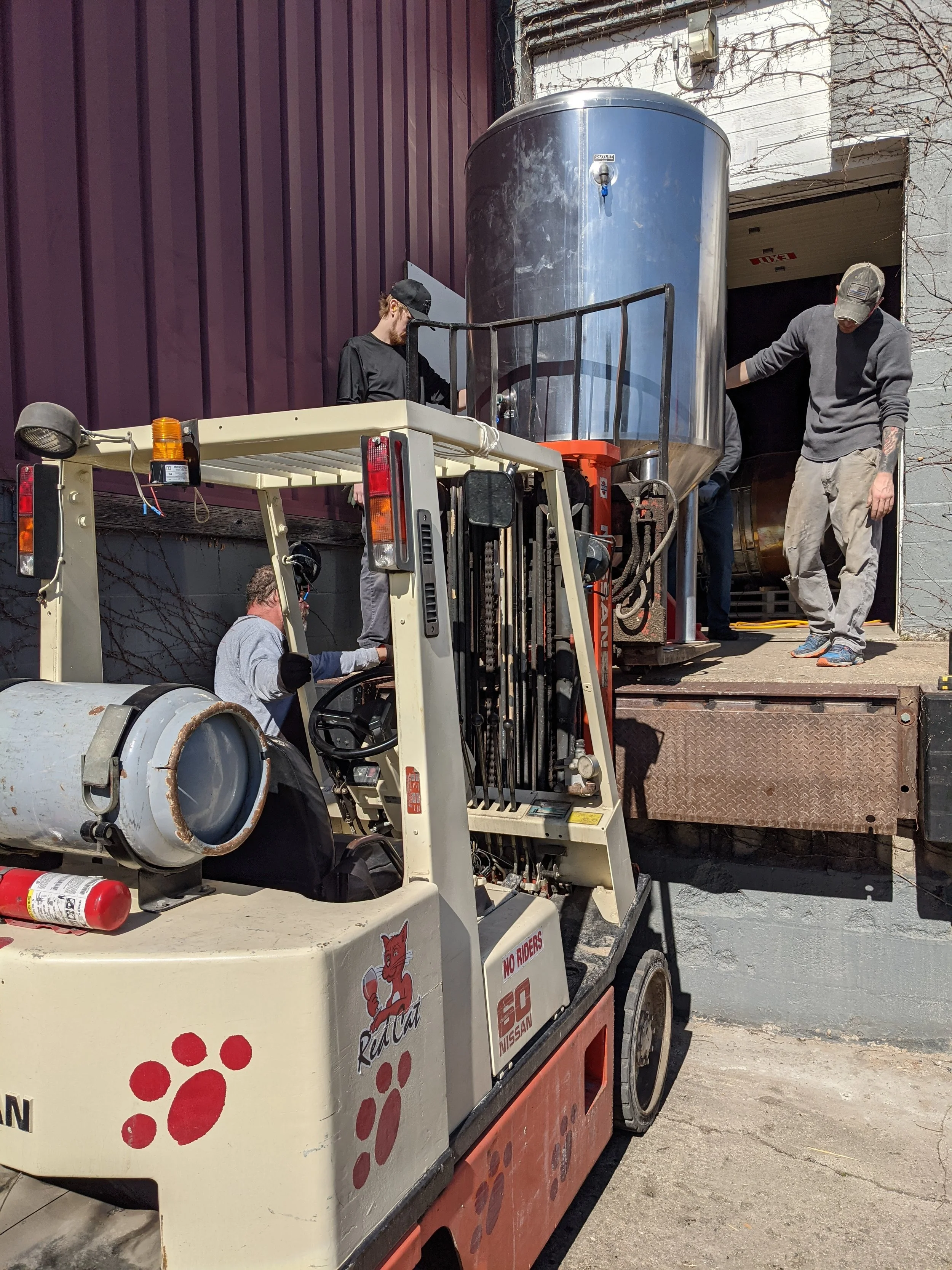 About Us — Engine 14 Brewery