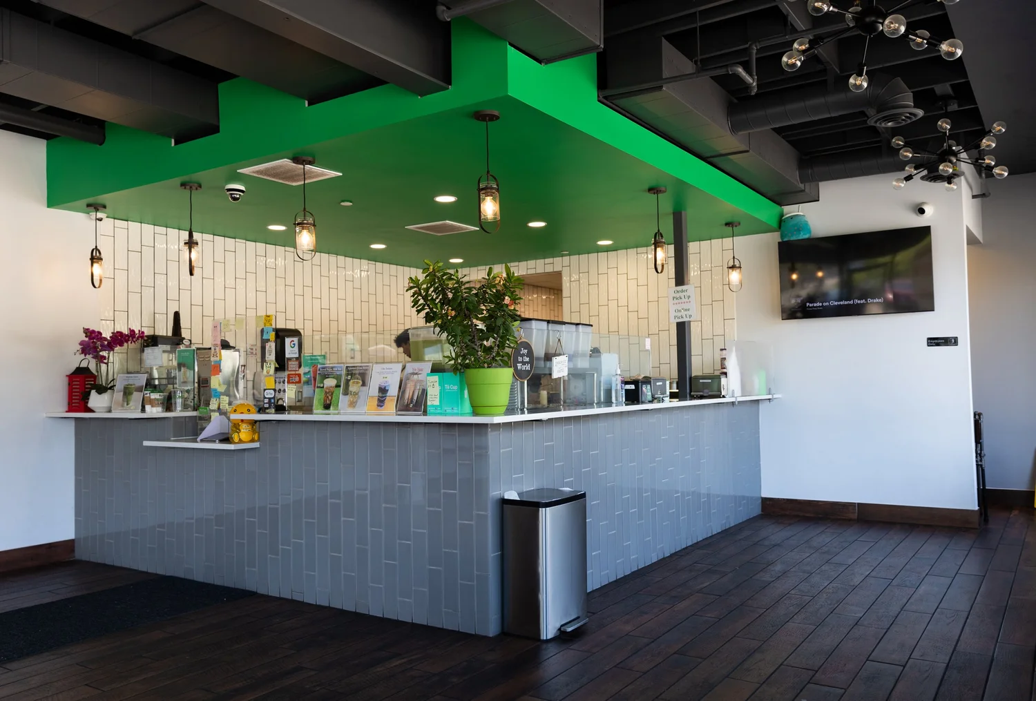 West St Paul Gallery — Tii Cup