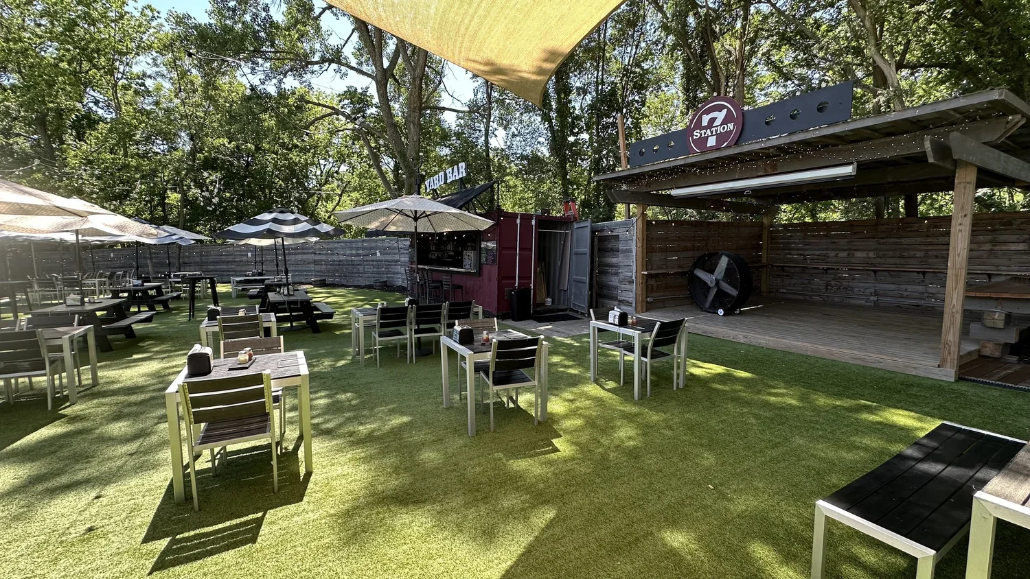 Station 7 | Pizza, Burgers, Sandwiches, Craft Beer & Entertainment ...