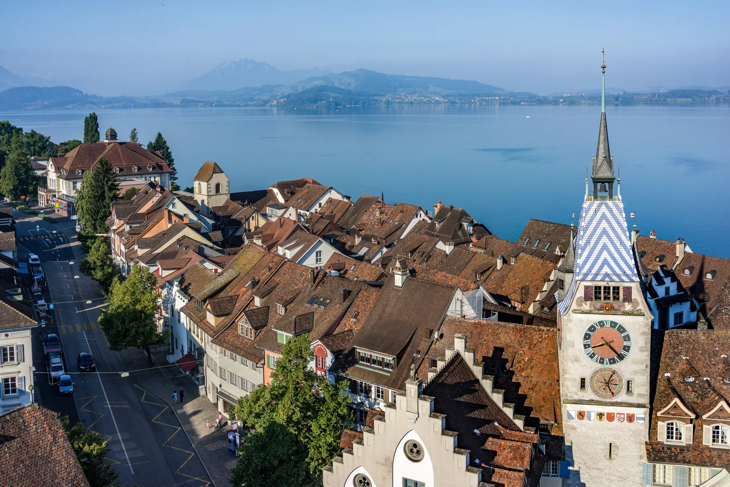 Zug in a nutshell — #whataboutzug