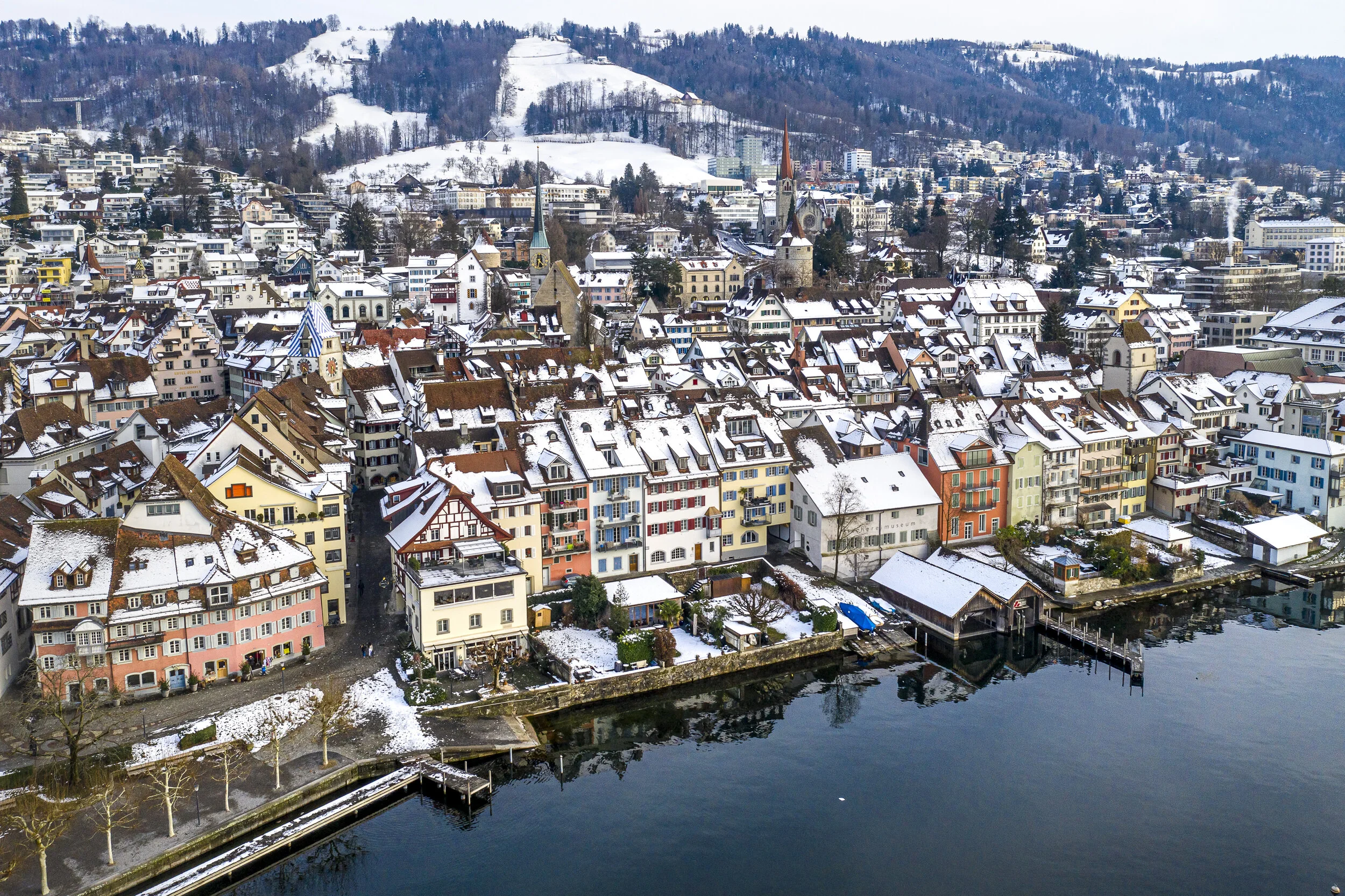 Zug in a nutshell — #whataboutzug