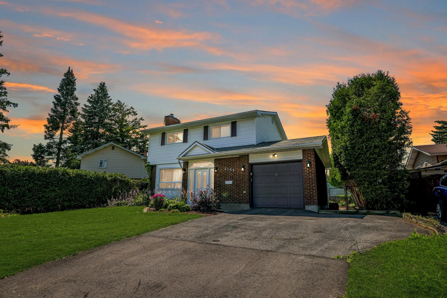 Exploring the Differences in the Ottawa Real Estate Market: Single ...
