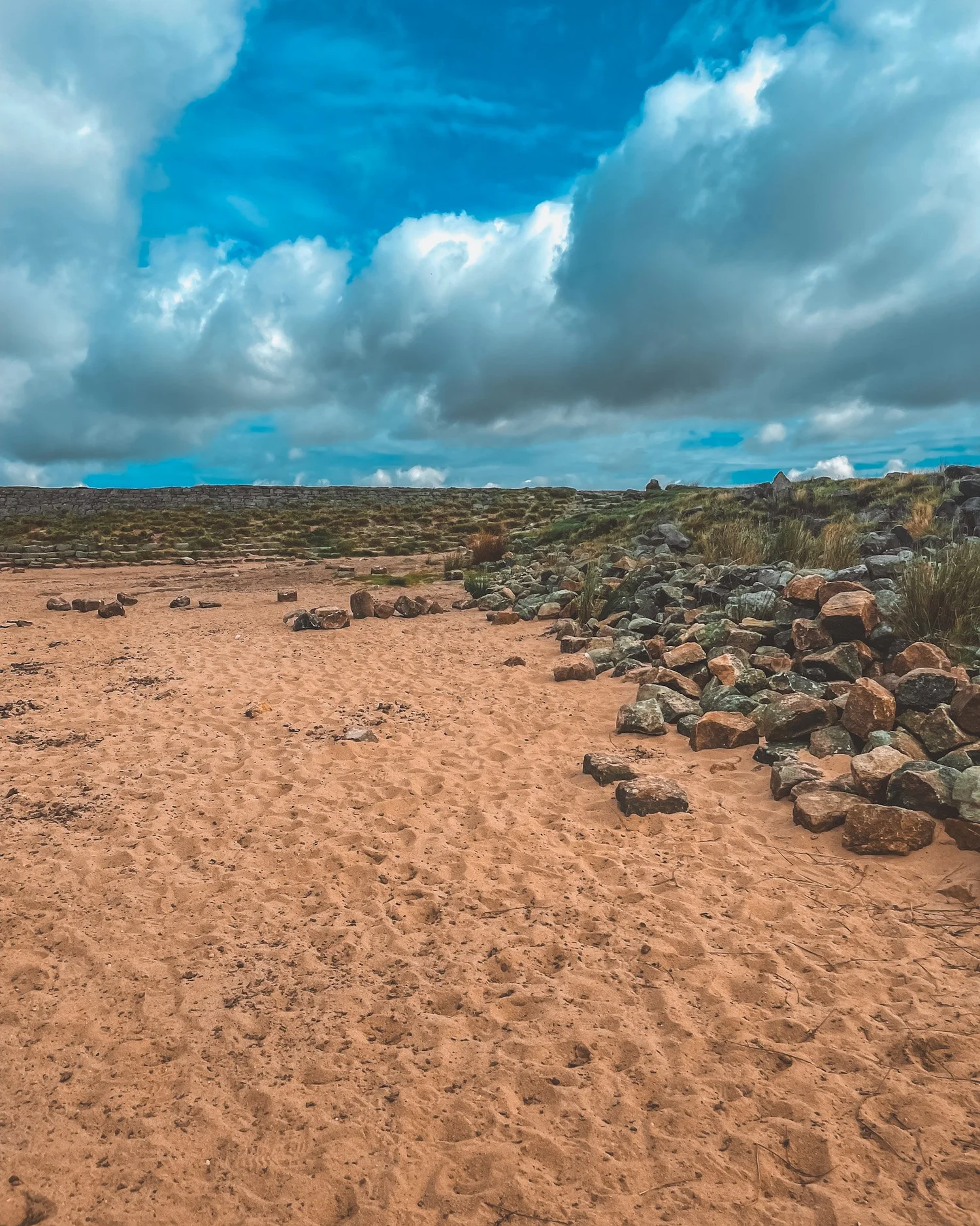 GADDINGS DAM : HOW TO FIND THE SECRET TODMORDEN BEACH — Greenoid Adventure