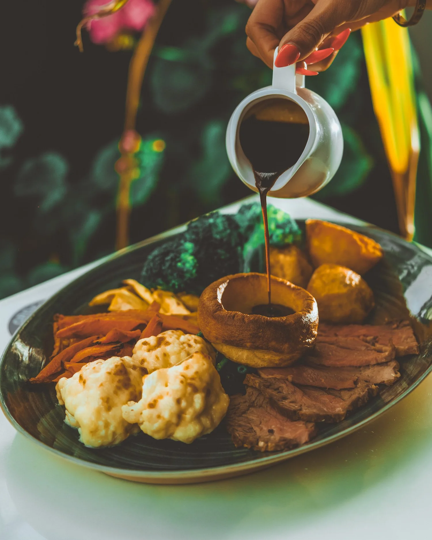 What is England famous for? — Greenoid Adventure