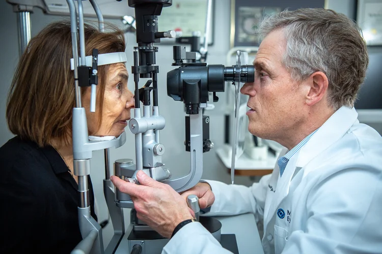 Craig J. Moskowitz, MD | The Top NYC PRK Surgeon