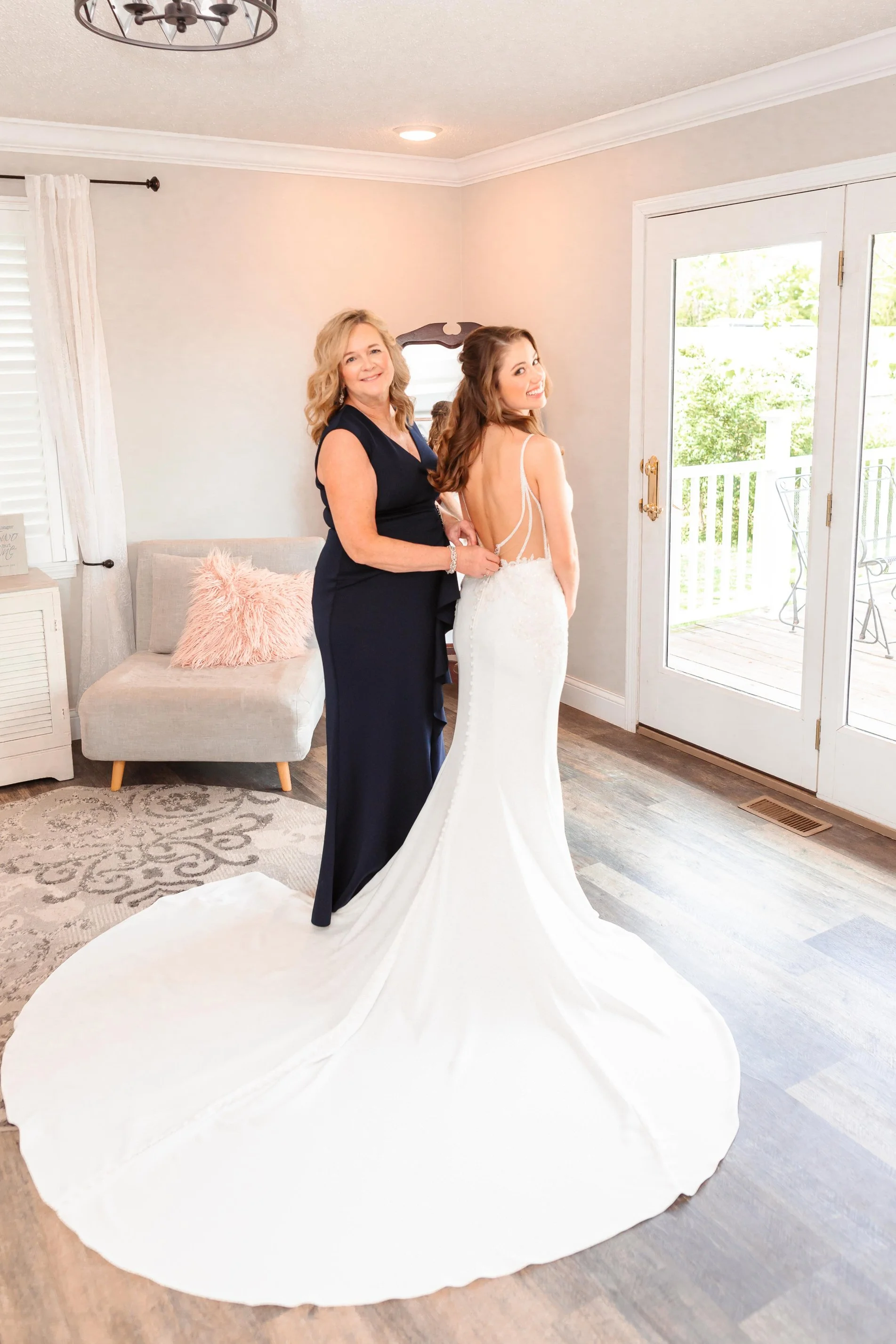 Madeline And Connor Wedding Wedding Stories Wedding Photographer