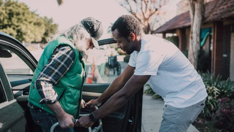Spotlight: Helping Hands Program — USCR