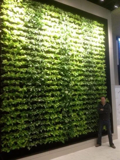 The Ten Most Stunning Living Wall Installations Around NYC — Urbanstrong