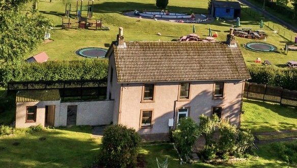 Stay — Charleton Fruit Farm 🍓