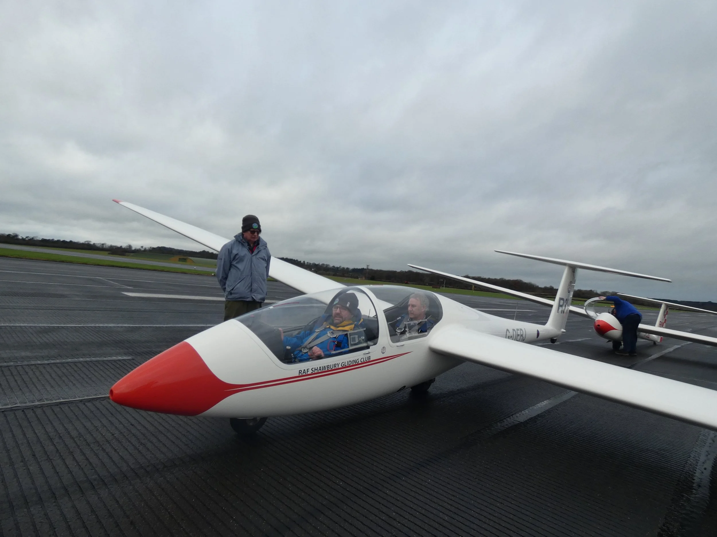 Flying Report Fri 30 Dec 22 — RAF Shawbury Gliding Club