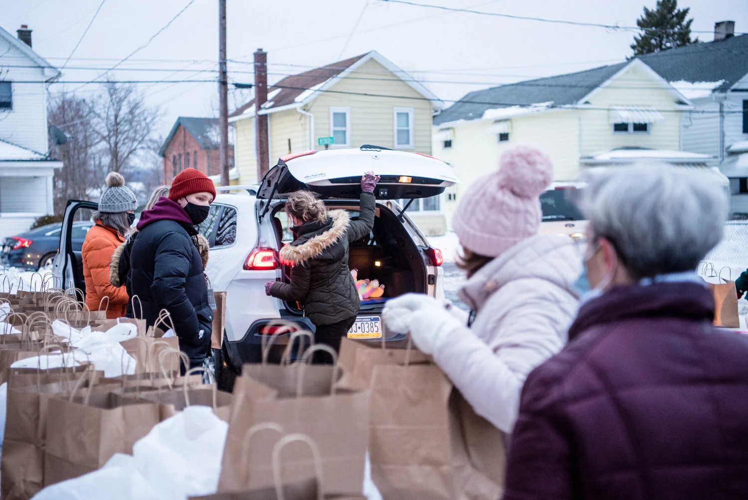 Volunteer With US — Fork Over Love