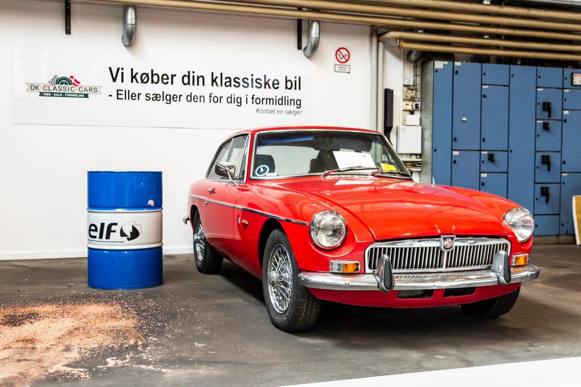 DK Classic Cars - Vintage Automobiles Dealership in Langeskov — Adam ...