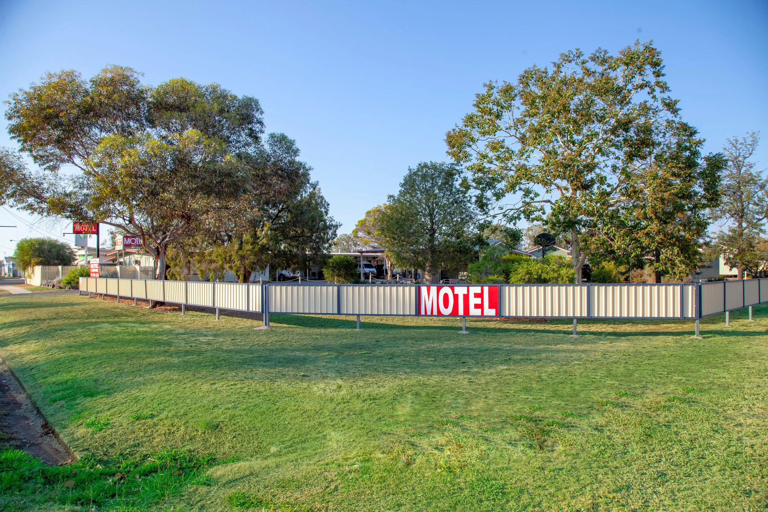 Welcome to the Mitchell Motel & Cabin Park