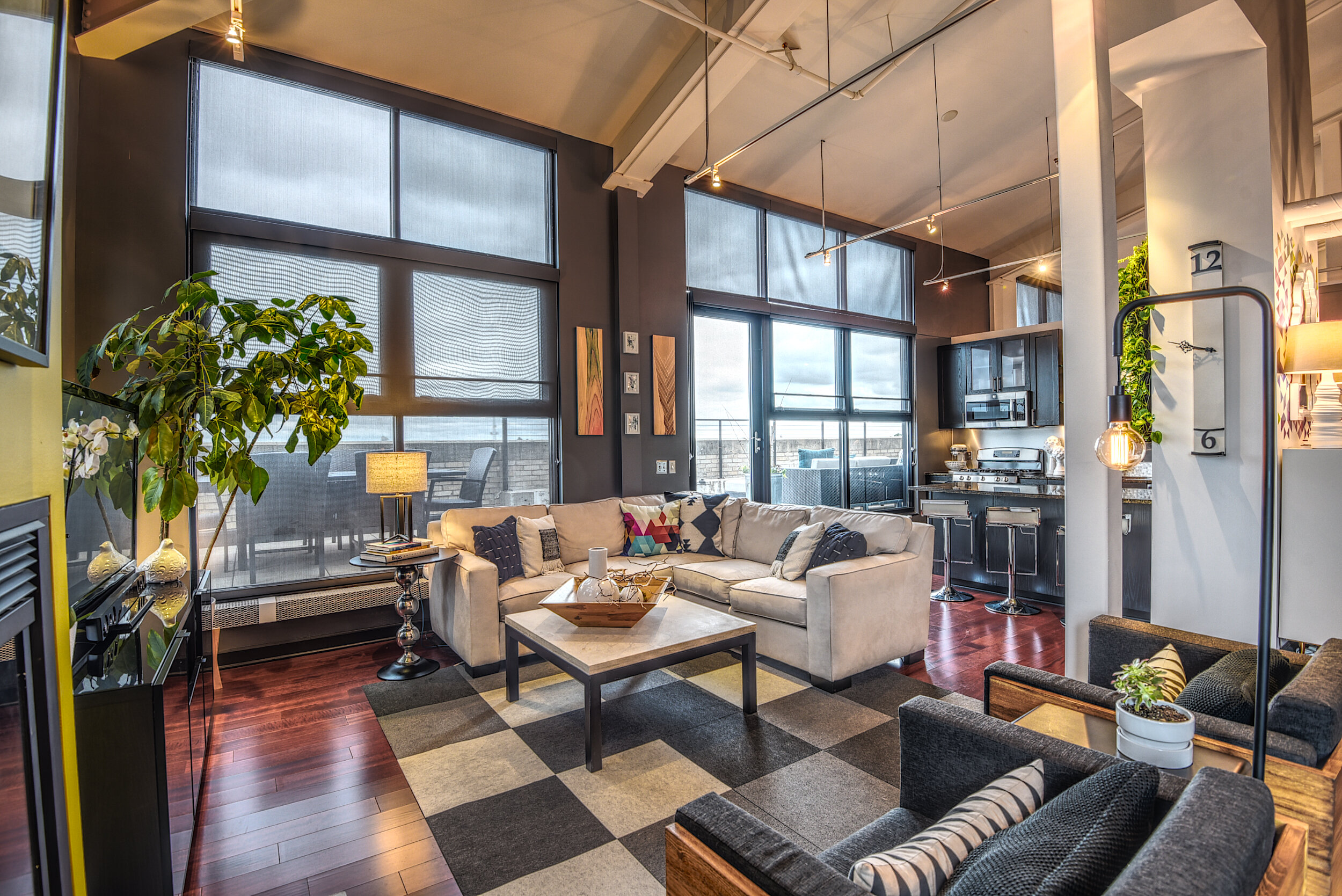 Page — Vivek Narula