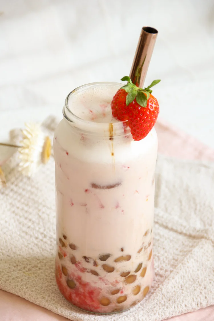 Vegan Strawberry Milk Boba — choartemi