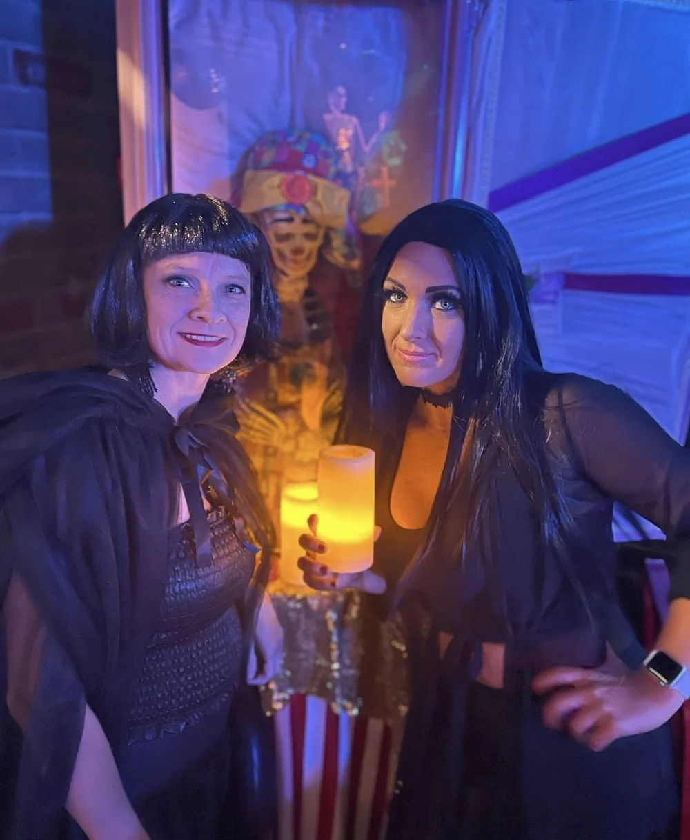 Gallery 1 — Apparition