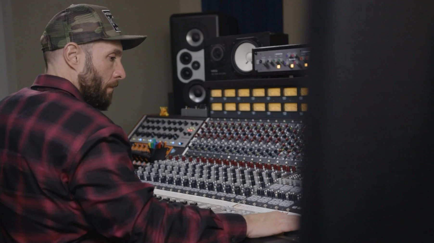 The 5088: High Voltage and Discrete Mixing Console — Rupert Neve Designs