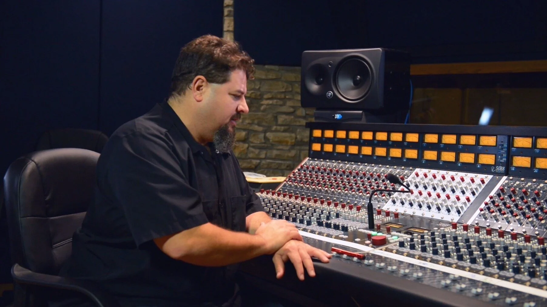The 5088: High Voltage and Discrete Mixing Console — Rupert Neve Designs