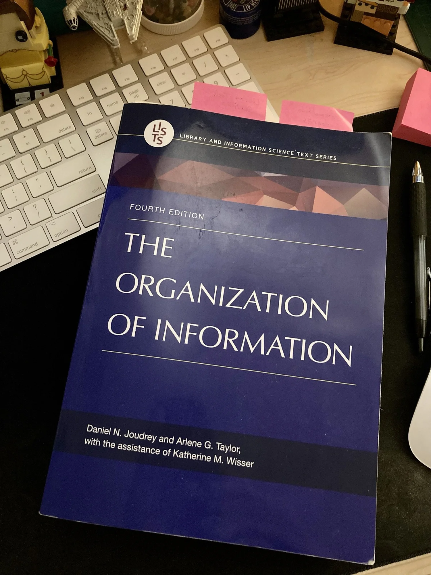 Know Your Weird: The Organization of Information — The Butterflies and ...