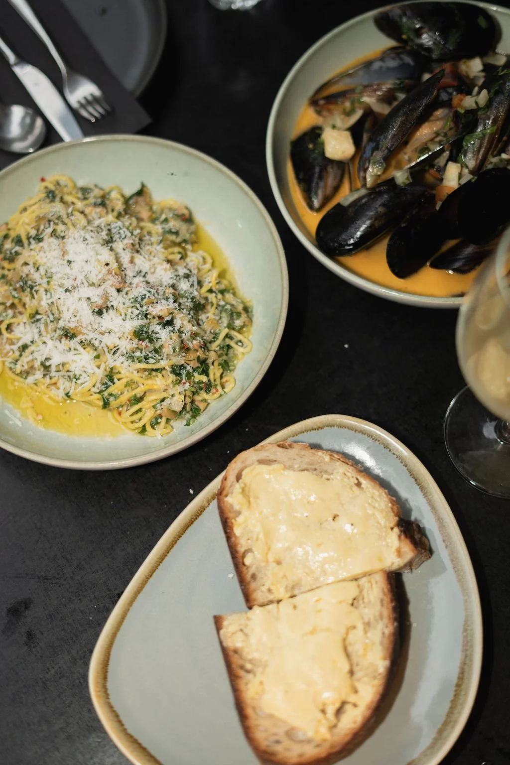 Food & Drinks — Theo's Social Club