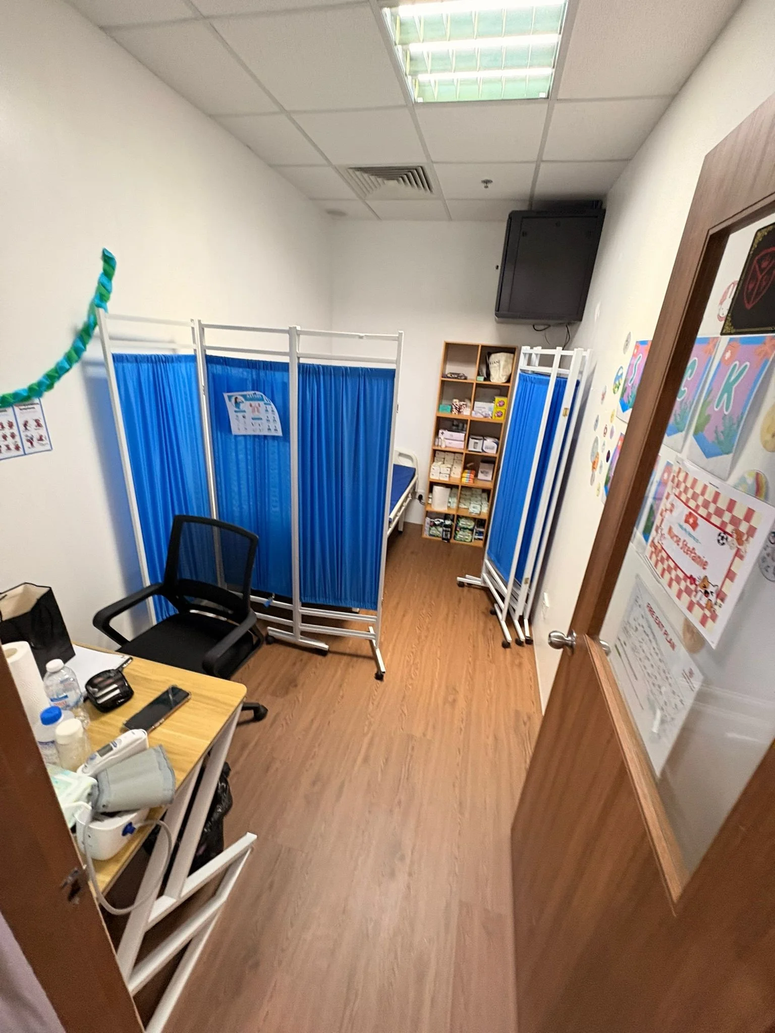 KBH Classrooms — Knightsbridge House International School
