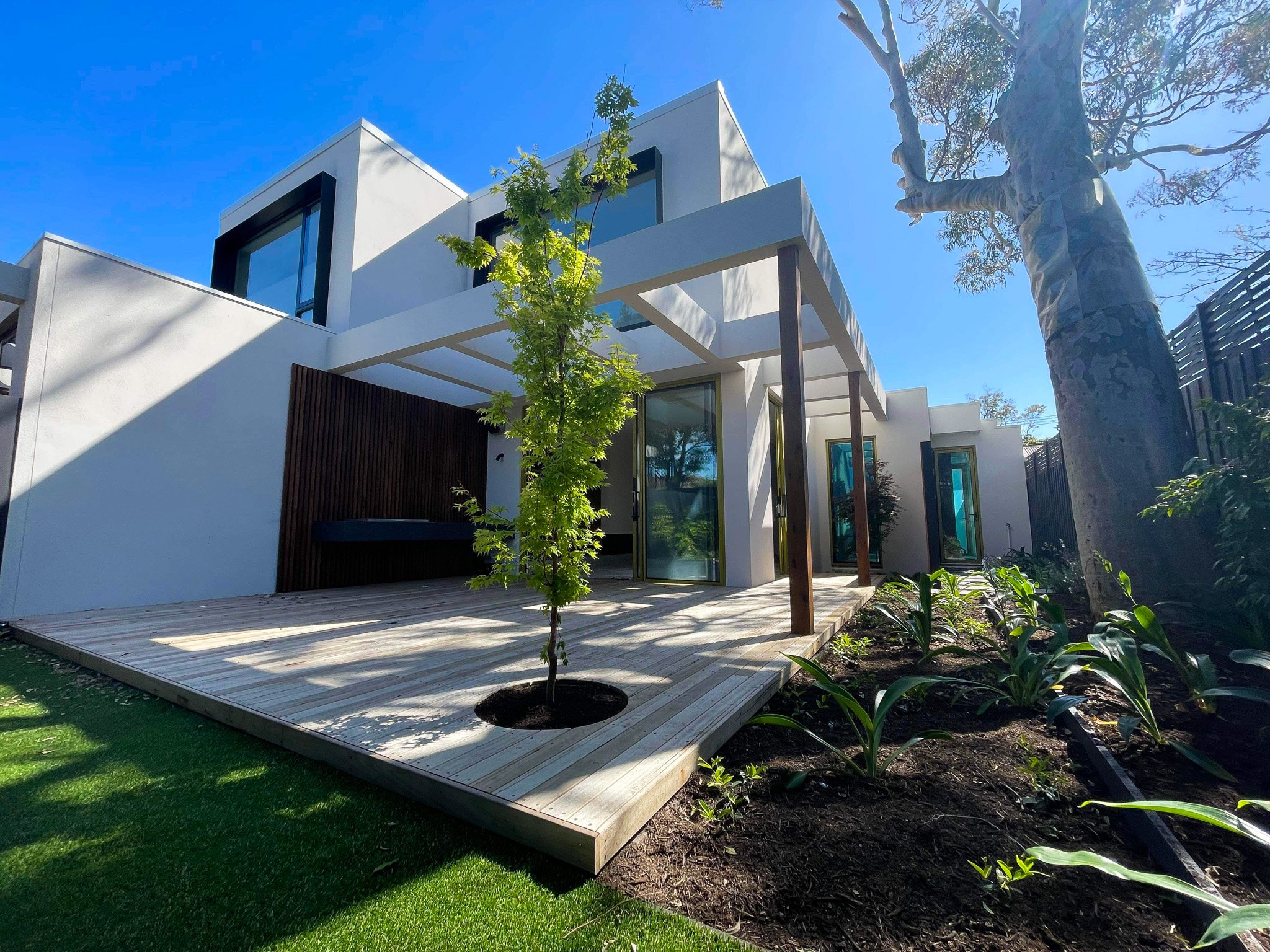 Leading Edge Landscape & Design | Landscape Design and Construction ...