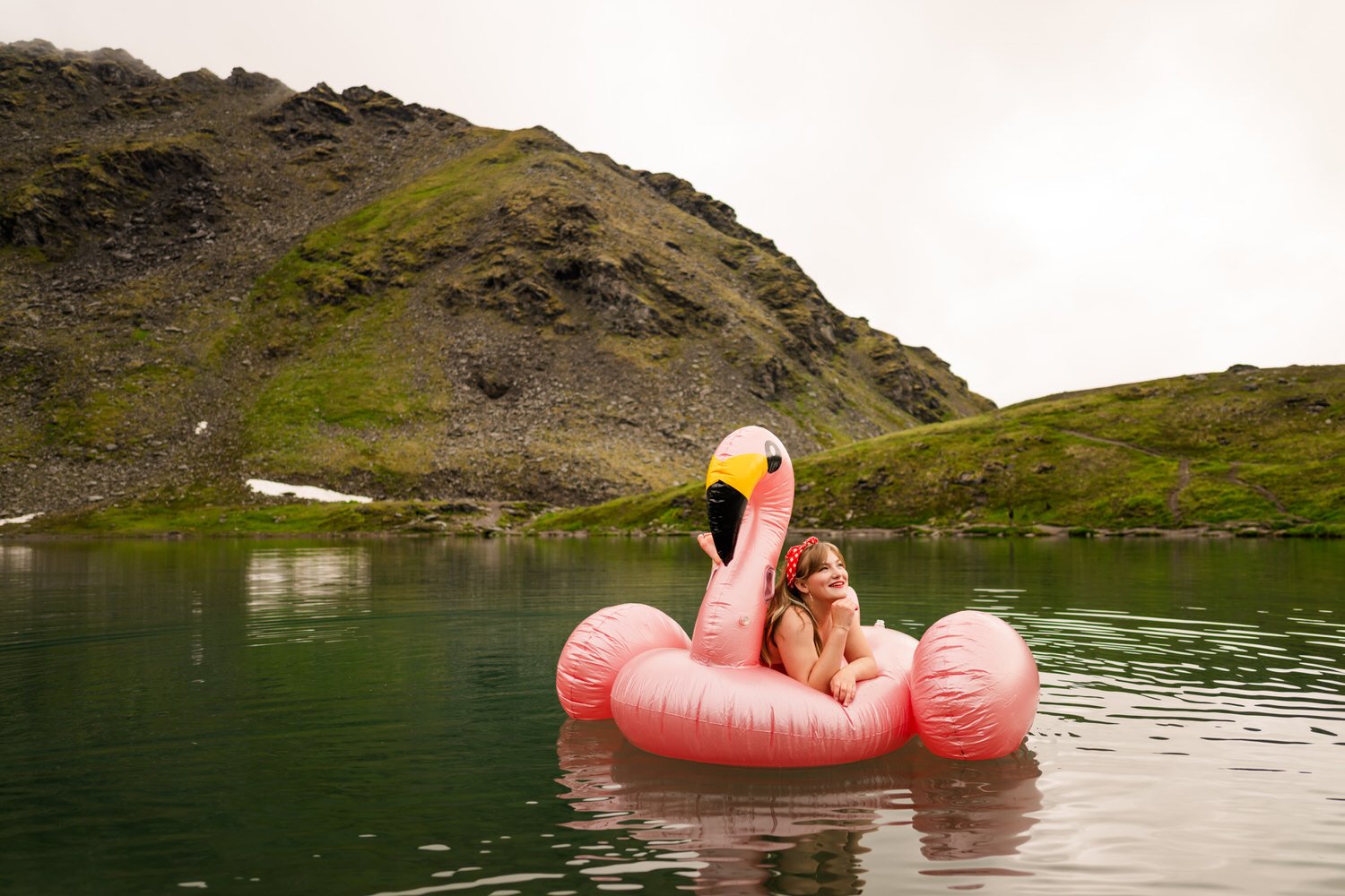 Vintage-Inspired Senior Photos at Summit Lake | Alaska Senior Portraits