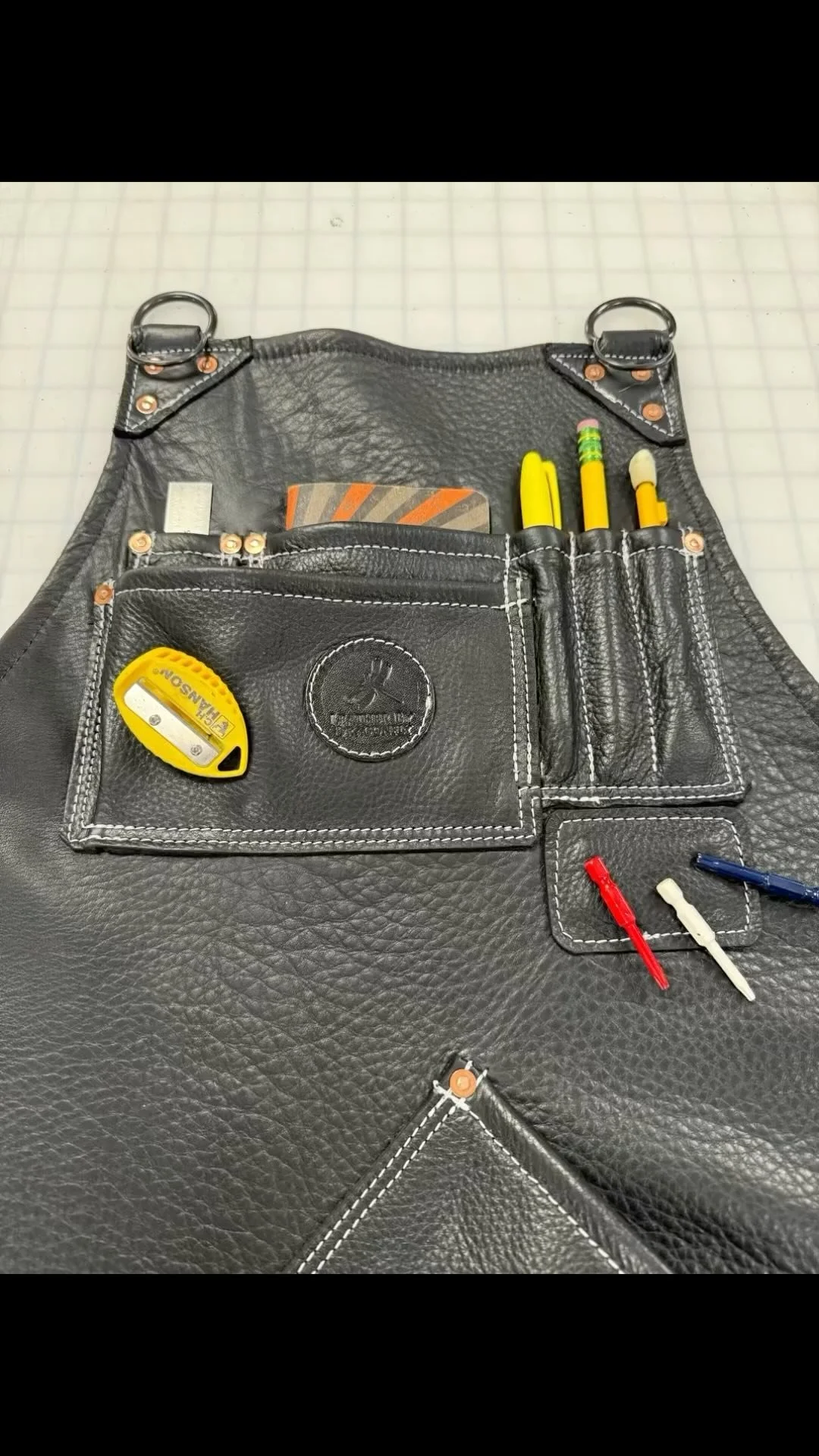 Leather Aprons for woodworking, tattoo, salon, barista, luthier ...