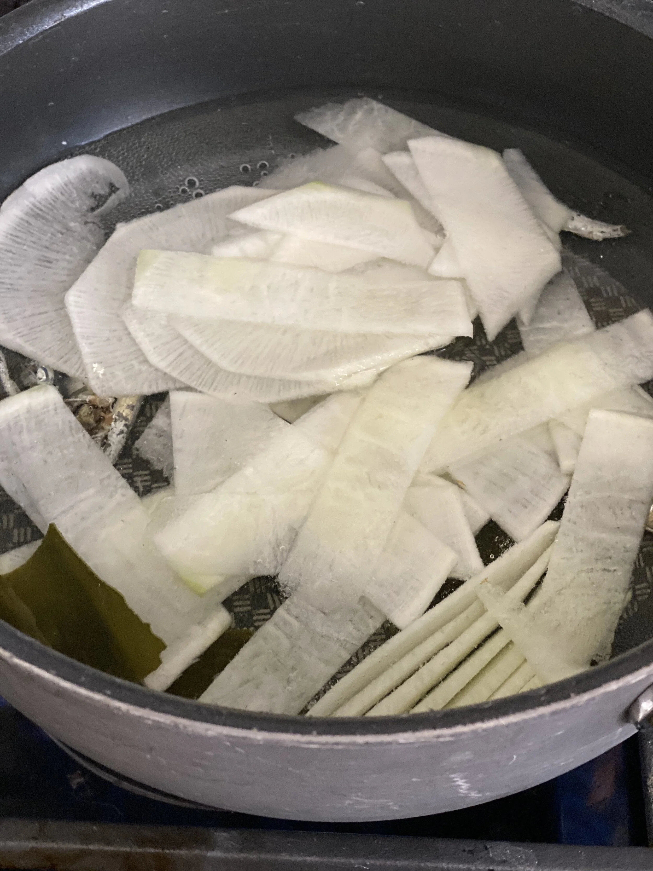 Kimchi Stew (Kimchi Jjigae) — cooking off the cuff