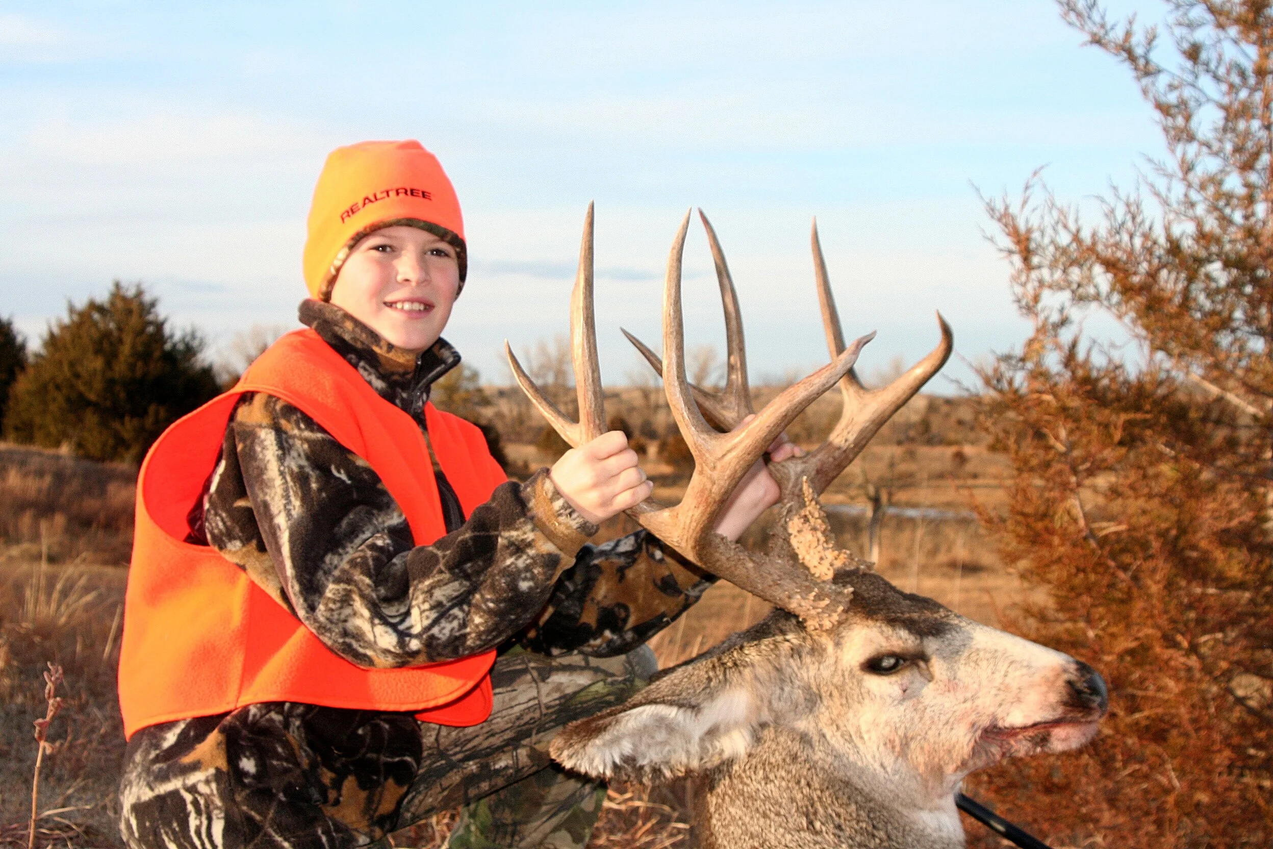 Nebraska Mule Deer & Whitetail Deer Trophies — Kings Hill Outfitters