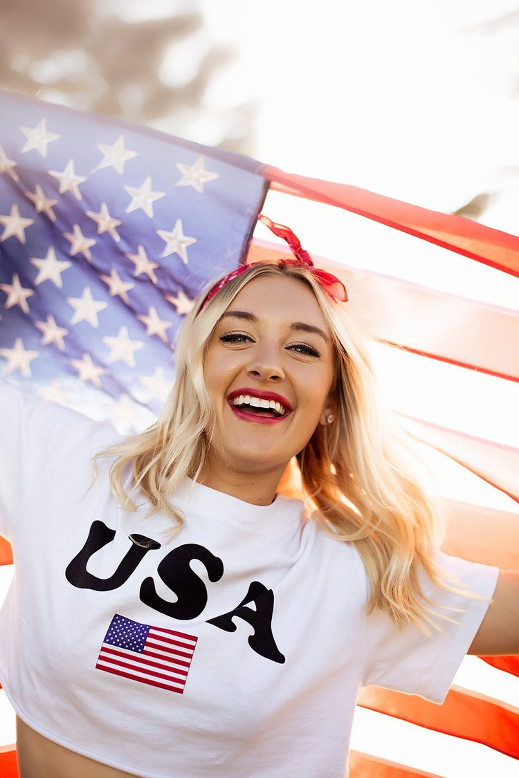 Celebrating the USA in Your Senior Pictures — Rayla Kay Photography