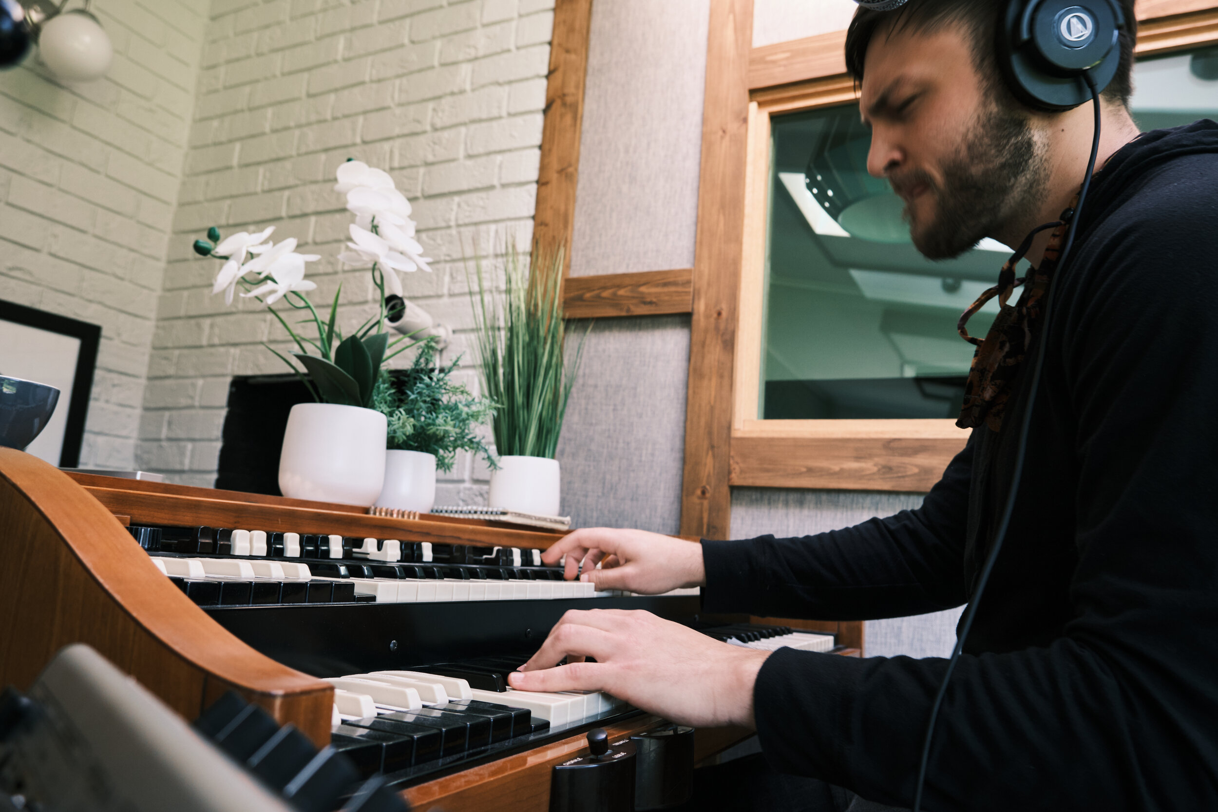 SAM FRIBUSH ORGAN TRIO