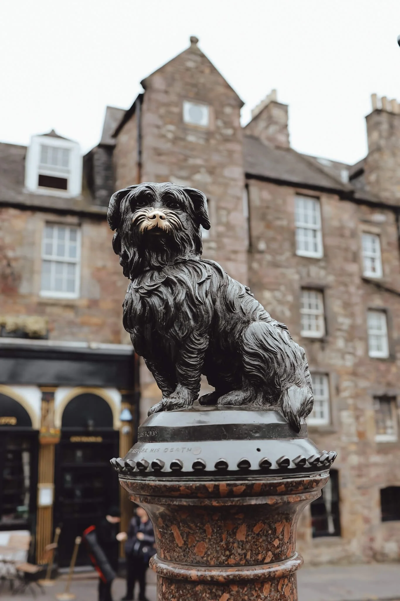 How To Visit Edinburgh In Winter: An Essential Travel Guide | Wander ...