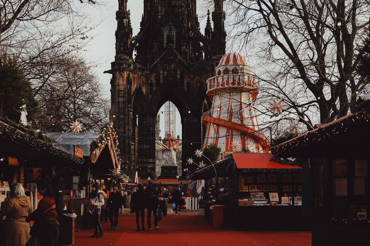Edinburgh Christmas Markets 2025: Everything You Need To Know | Wander ...