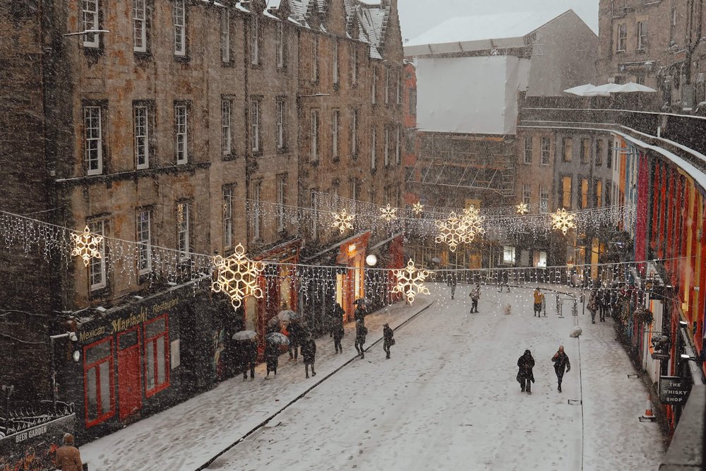 How To Visit Edinburgh In Winter: An Essential Travel Guide | Wander ...