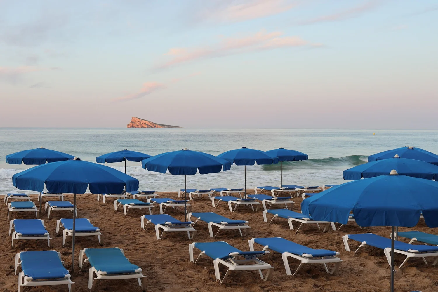 The Best Beaches In Benidorm | Wander Scotland