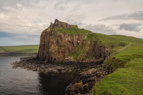Duntulm Castle, Skye | A Very Helpful Visitors Guide | Wander Scotland