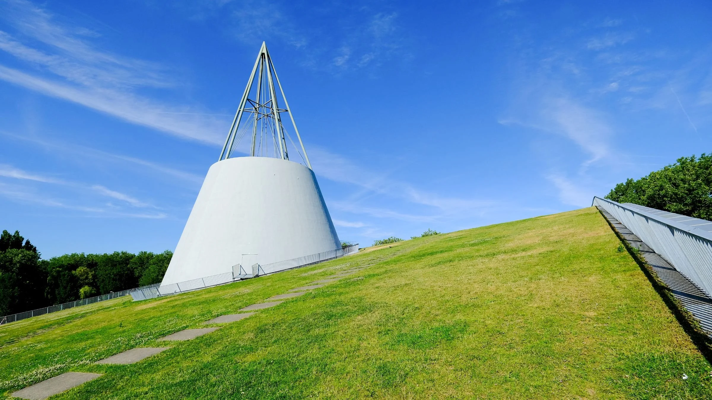 Living Architecture Monitor - Green Roof and Wall Magazine