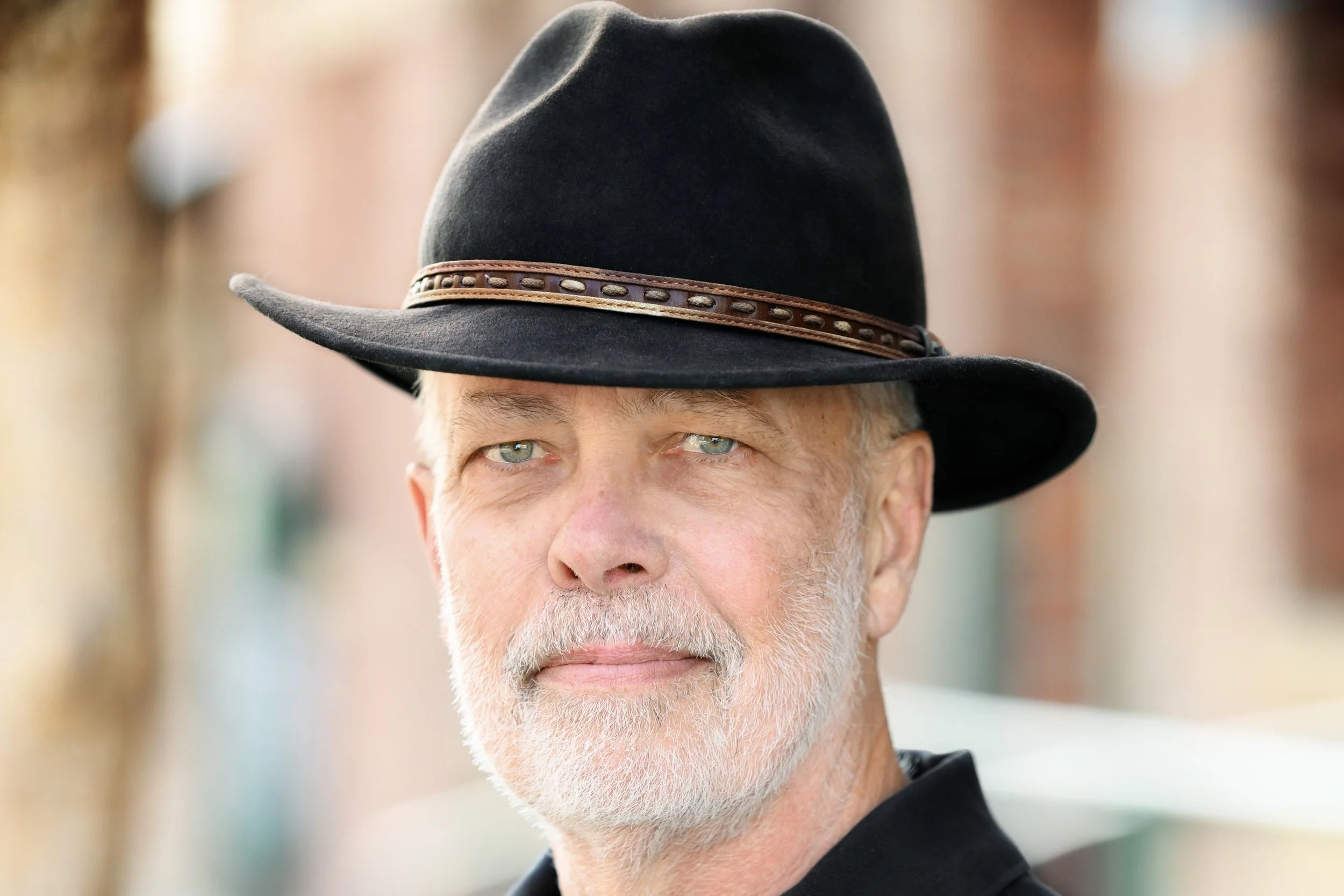 Terry Tierney — Poetry Online