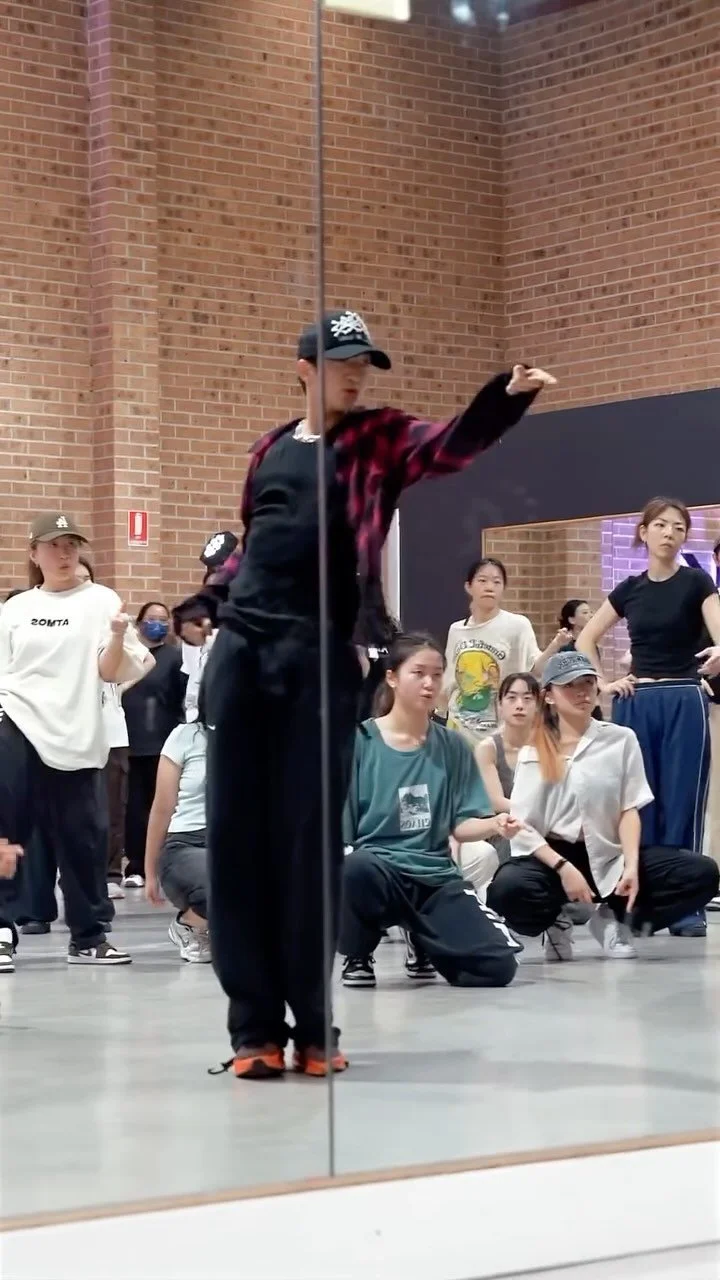 IMI Dance Studio - Come to Dance. Learn to Grow