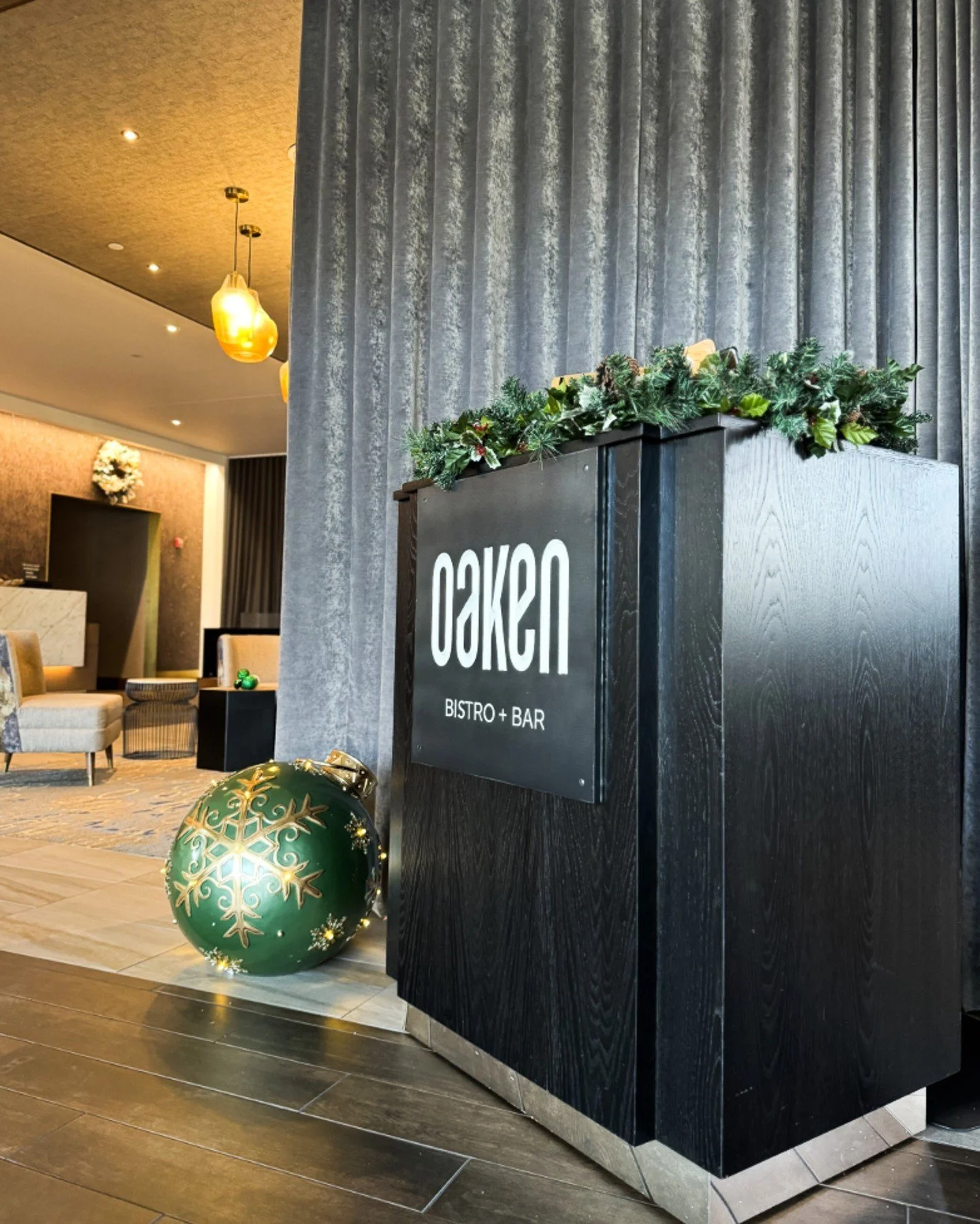 Oaken Bistro + Bar