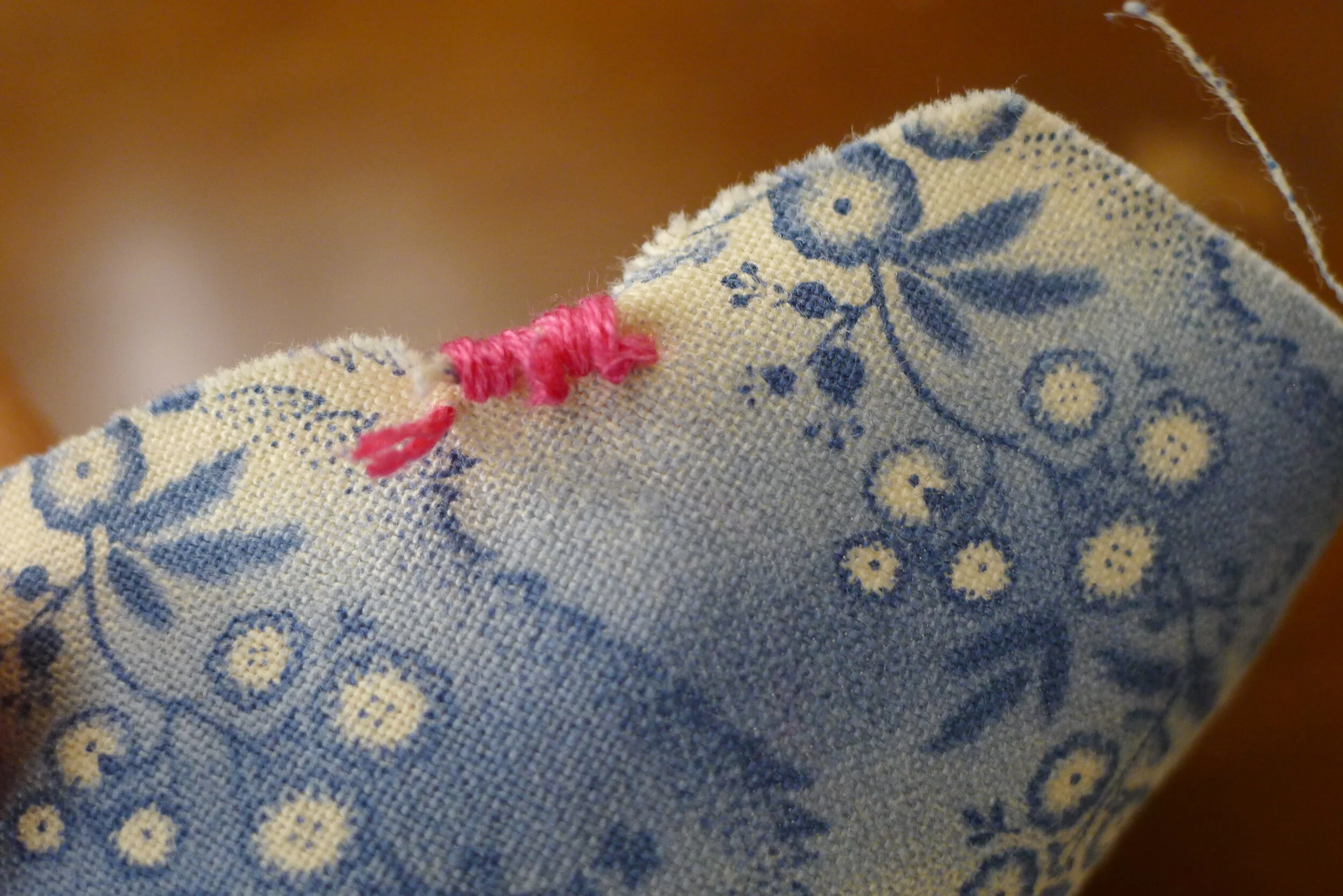 Broderie Anglaise Tutorial — Crafting Communities