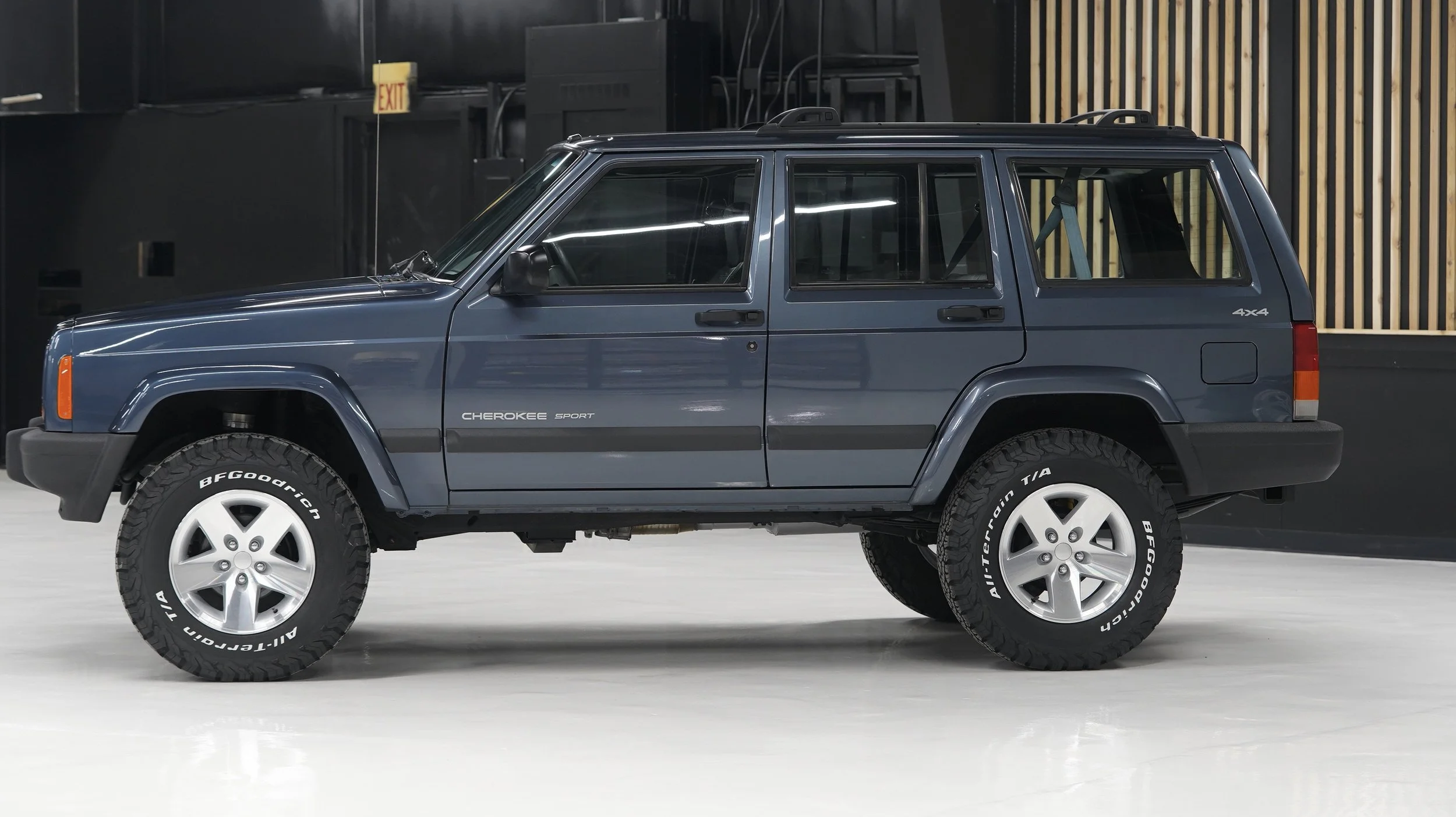Jeep Cherokee XJ Sport - Limited - Classic For Sale — Davis AutoSports