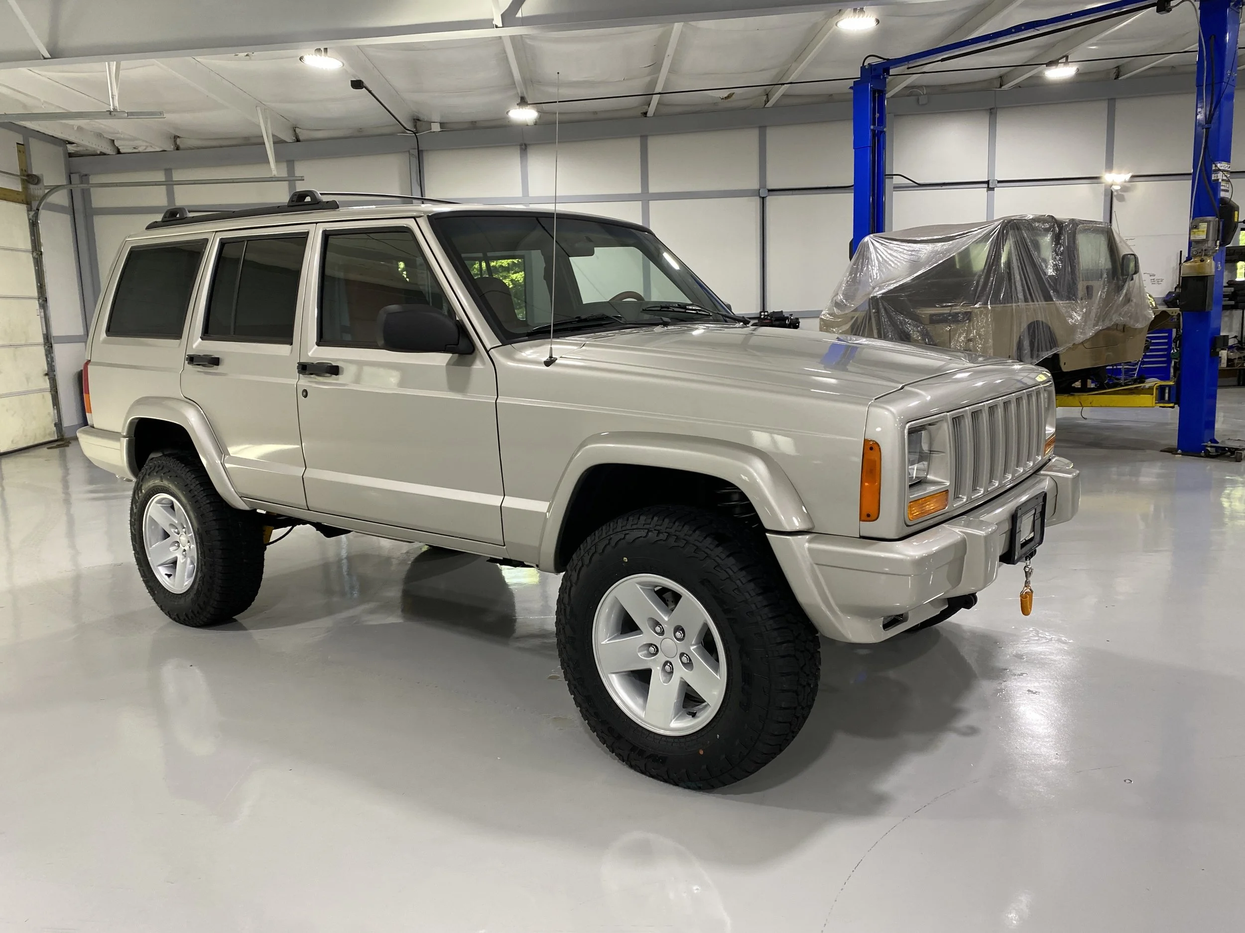 Jeep Cherokee XJ Sport - Limited - Classic For Sale — Davis AutoSports