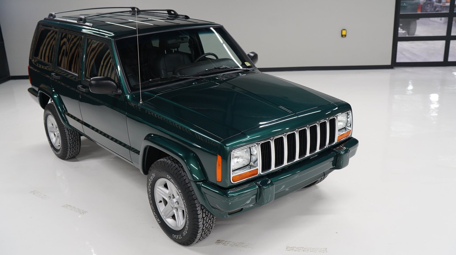 Jeep Cherokee XJ Sport - Limited - Classic For Sale — Davis AutoSports