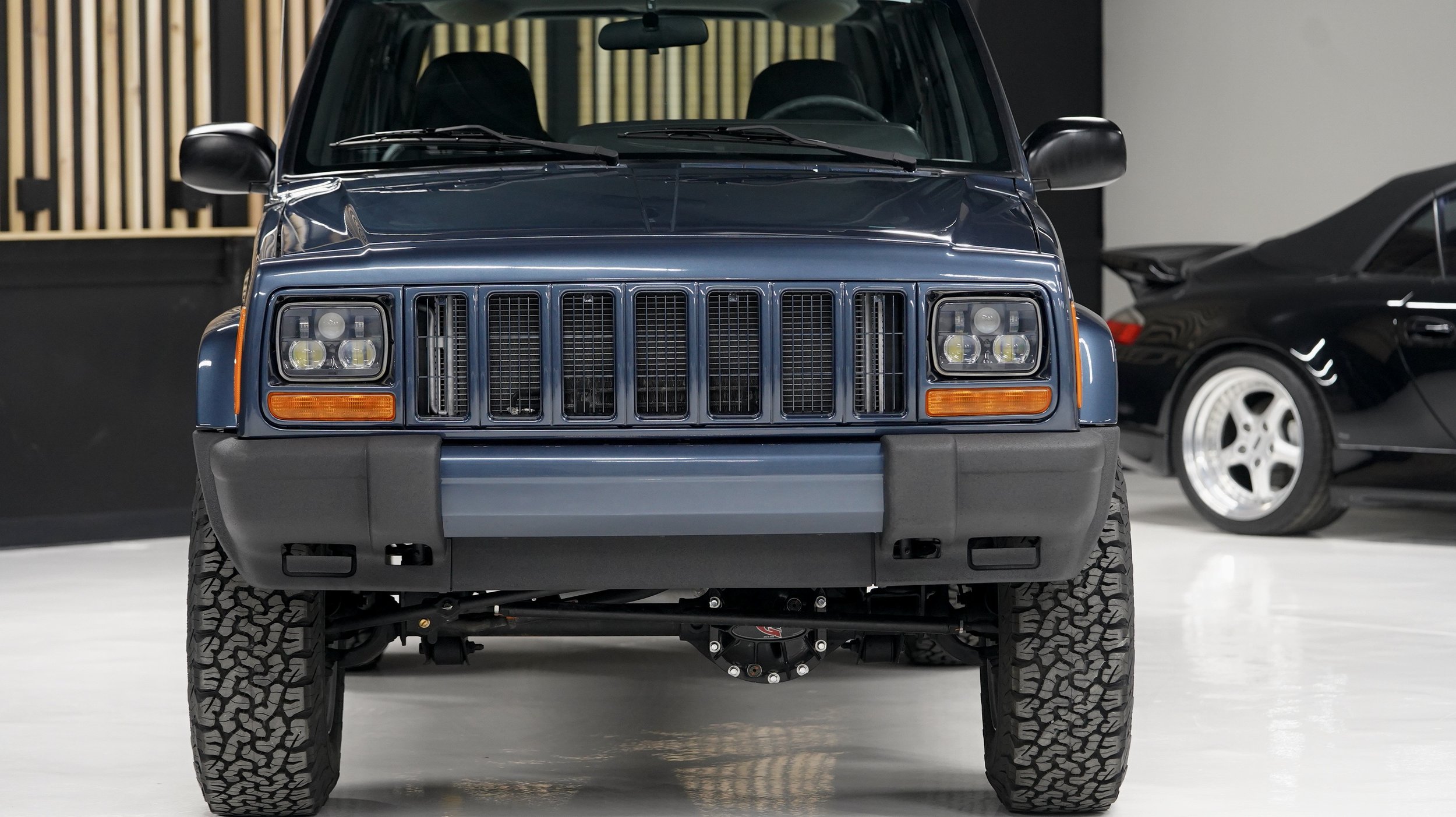 Jeep Cherokee XJ Sport - Limited - Classic For Sale — Davis AutoSports